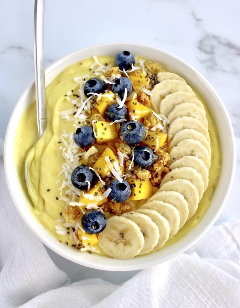 Mango Smoothie Bowl – Nutritious Deliciousness